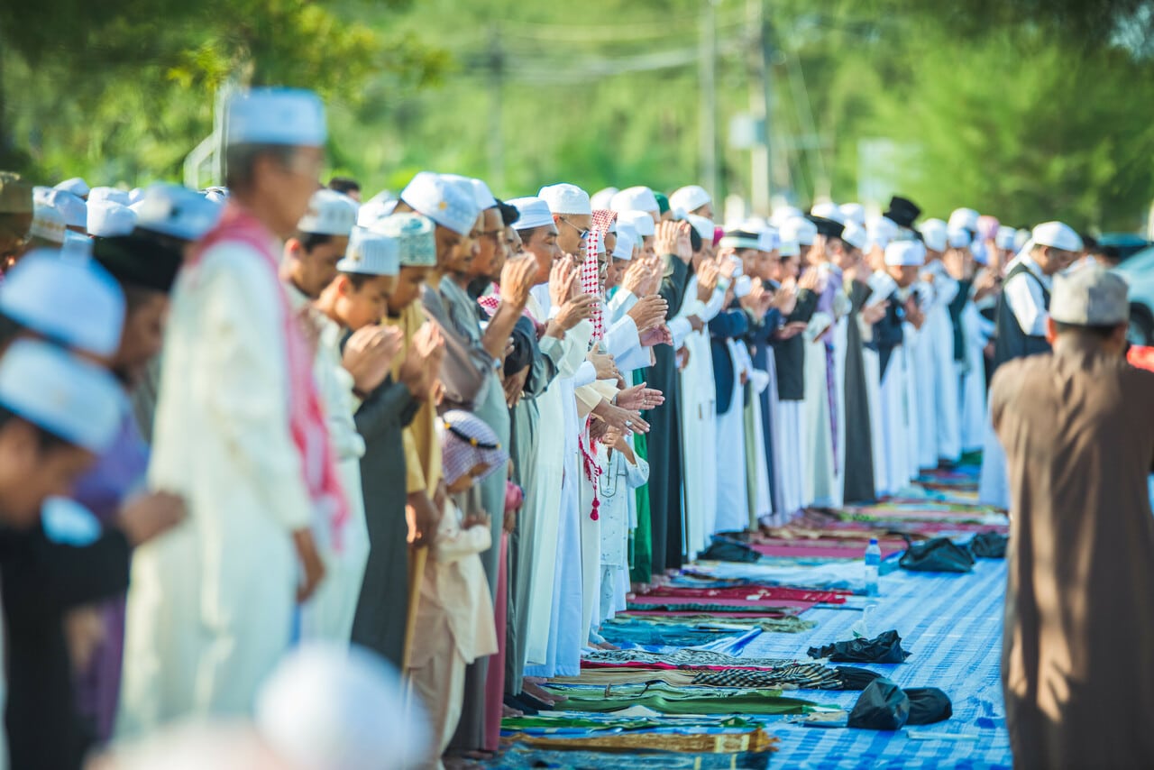 Blessing East and Southeast Asia's Muslims